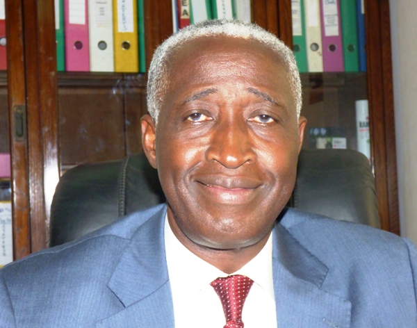 Raymond Ndong Sima n’a pas rallié Jean Ping (réaction)