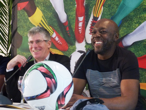 Robert Brazza n’a jamais été expulsé du Gabon (officiel)