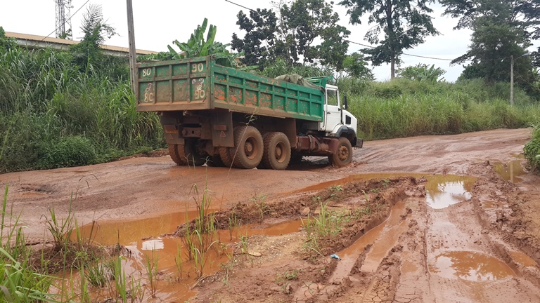 Dégradation avancée du réseau routier: Un plan d’urgence pour la route ...