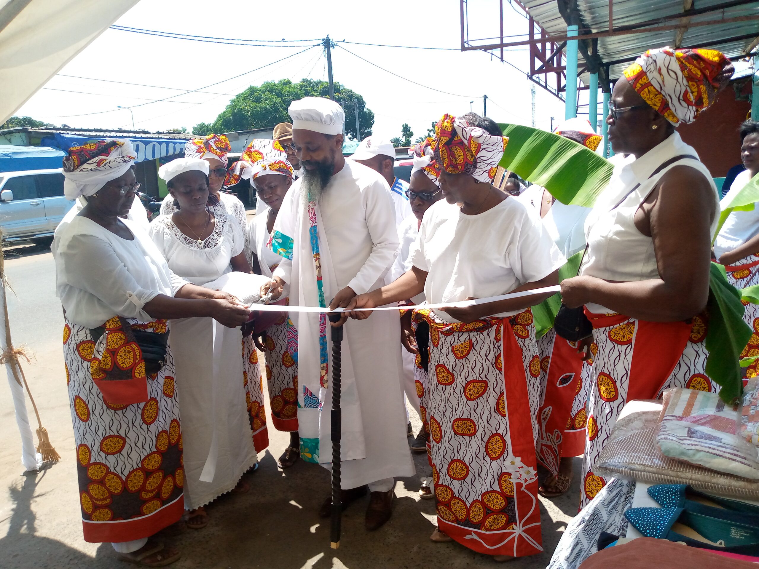 Les femmes Orungu de Port-Gentil font la promotion de leur savoir-faire ...