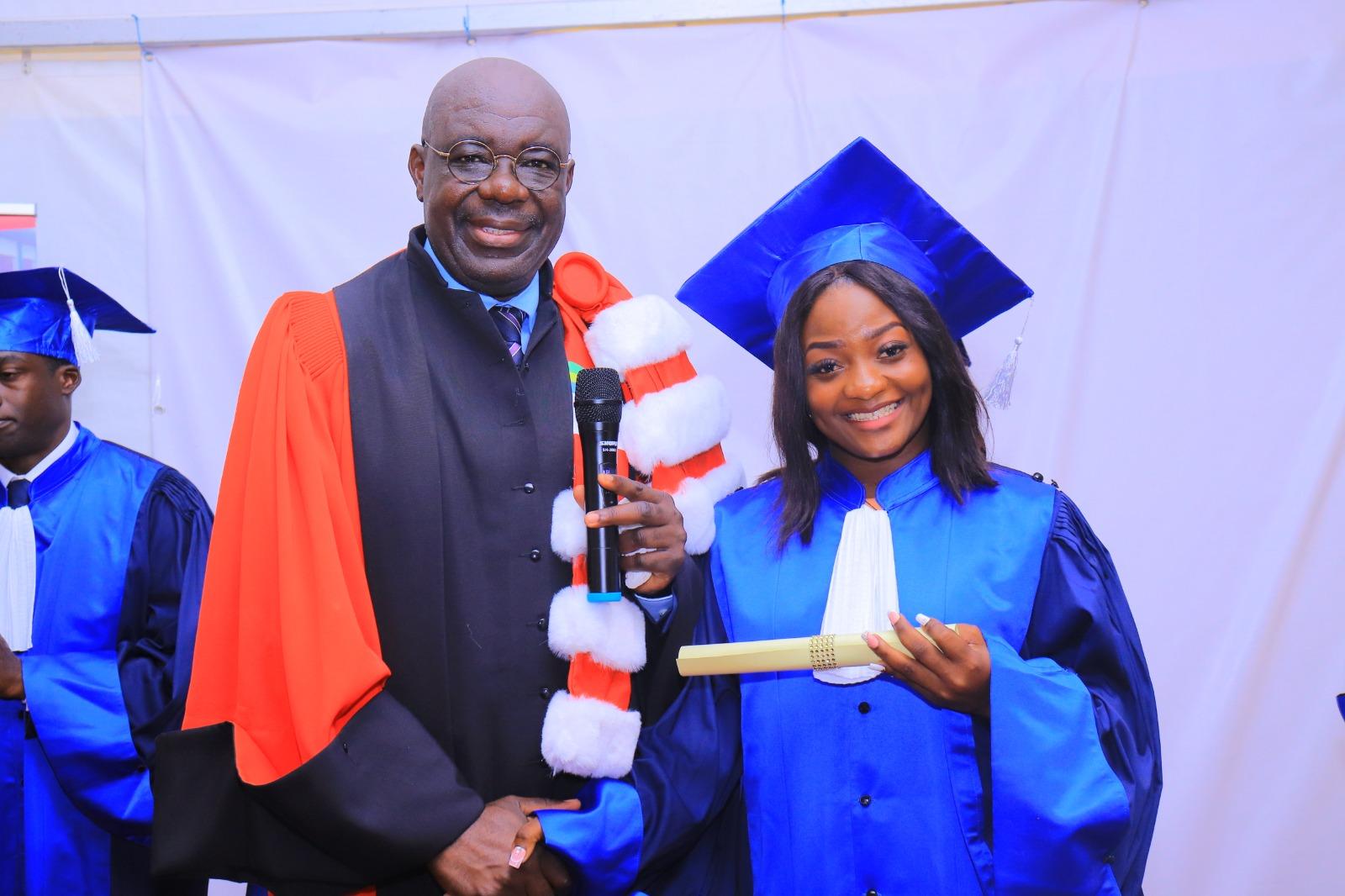 Un Fonds de 10 millions FCFA pour aider les étudiants diplômés d’EM ...