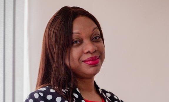 Qui est Christine Audrey CHAMBRIER VOUA, nouvelle DG de la CNAMGS ...