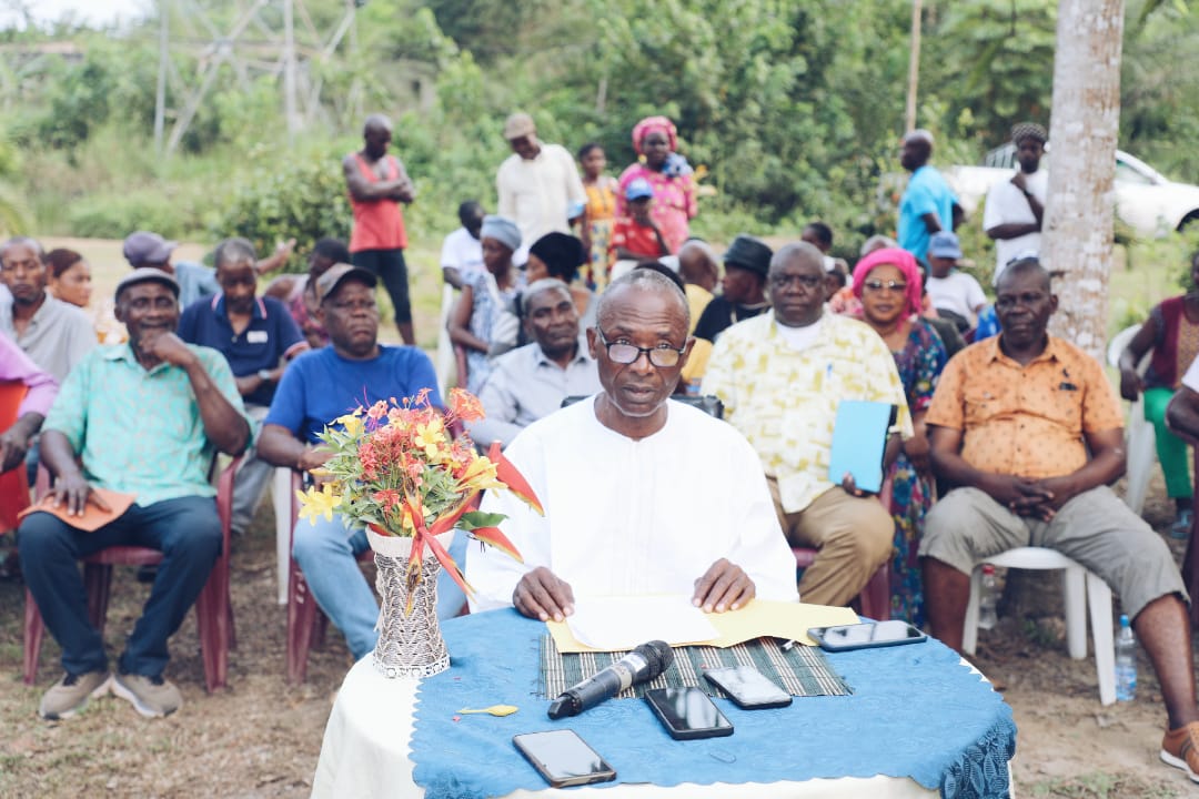 Ismaël Ikapi Ikapi démissionne de l’UPR et rejoint le PDG