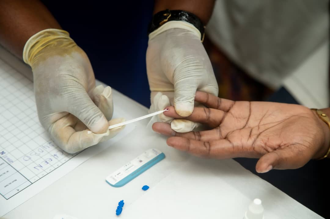 Le Gabon vulgarise le test rapide du paludisme