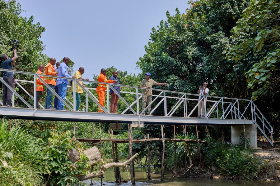Moanda : une passerelle pour relier Moanda 3 à toute la ville