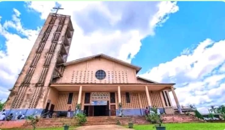 Viol présumé sur mineure à Oyem : Qui protègerait l’homme de Dieu