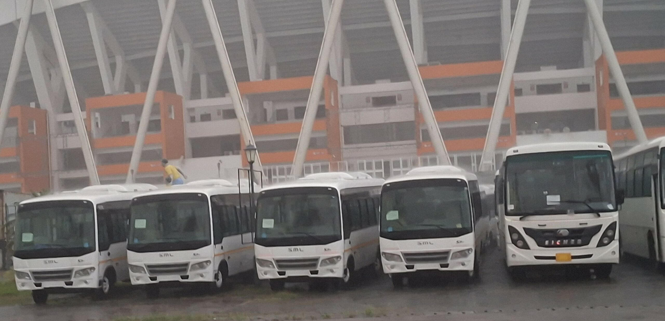 100 nouveaux bus pour sortir SOGATRA de l'agonie