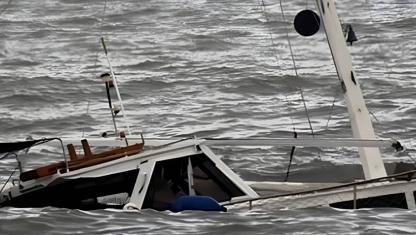 Ogooué-Maritime : quatre marins portés disparus après le naufrage d’un ...